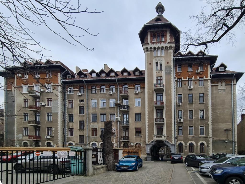 Blocul CAM (Imobilul Casei Autonome a Monopolurilor) - Property INDEX